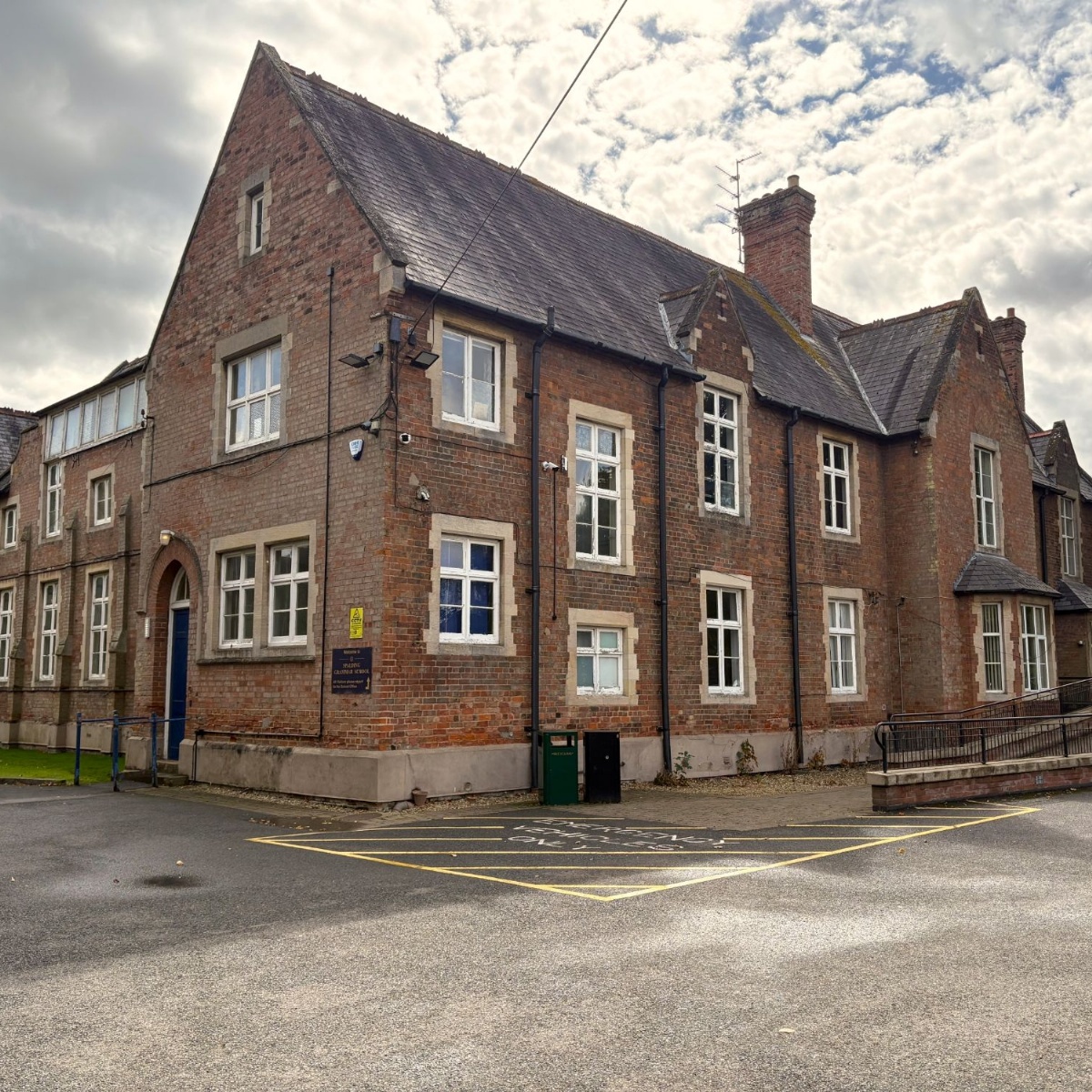 Spalding Grammar School - Item Not Available